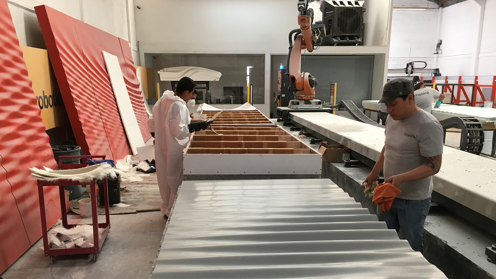 520w 28th st. pool wall – kinetica